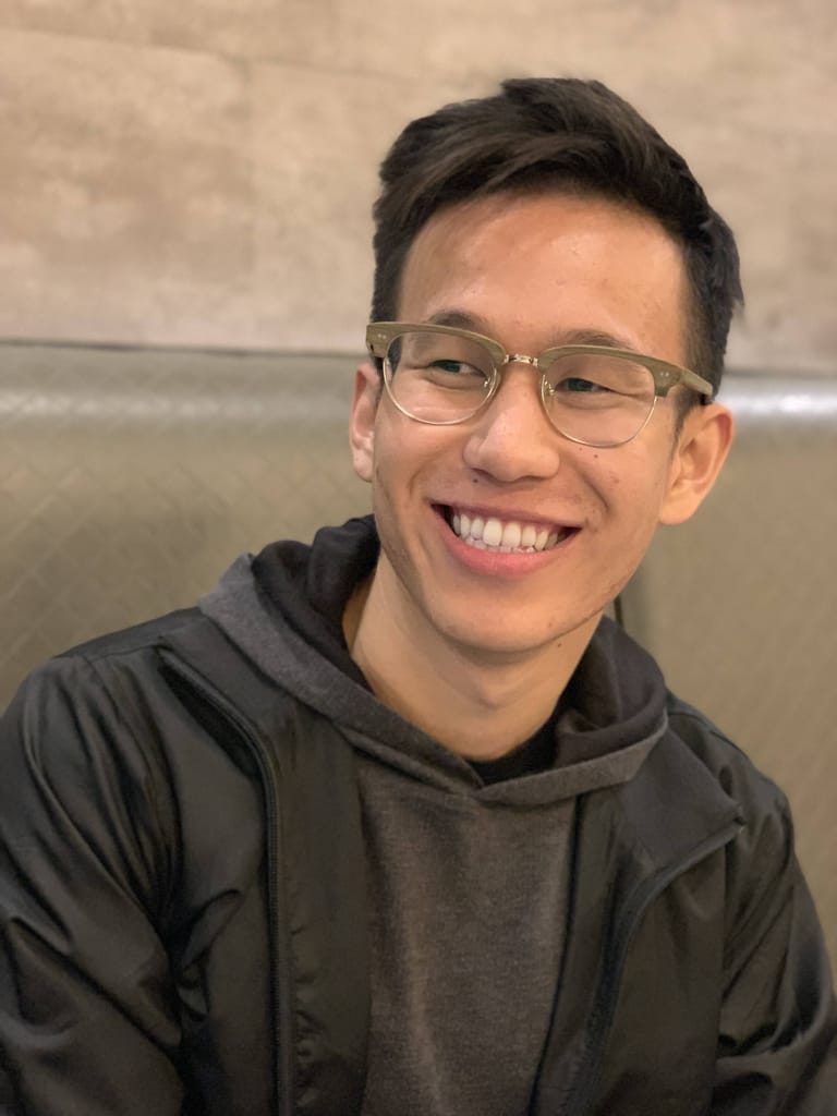 Contact - Mister Jackie Ma