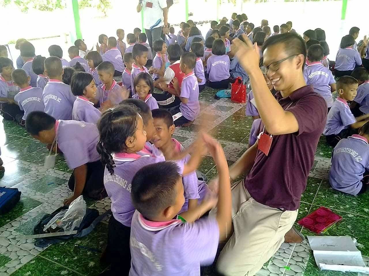 Contact - Mister Jackie Ma